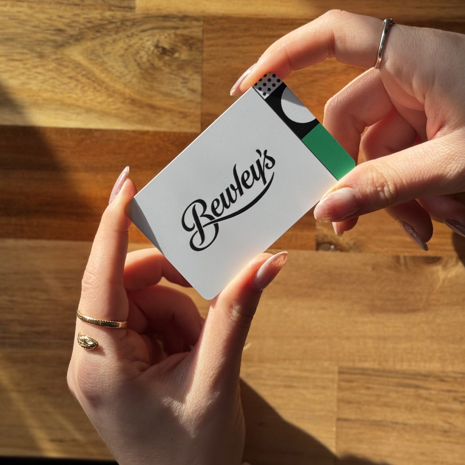 TAPiTAG FAQs | Answers to Your Digital Business Card Questions